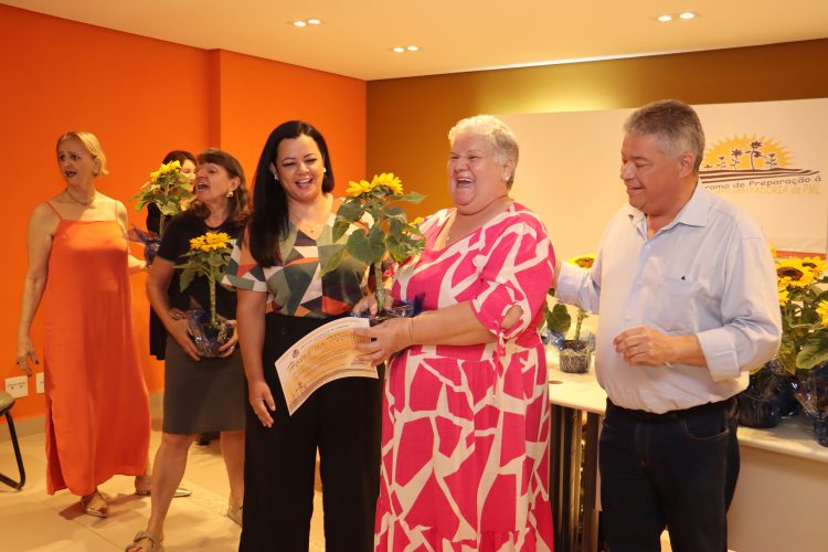 Prefeitura de Londrina homenageia servidores aposentados em 2025 - Blog ...